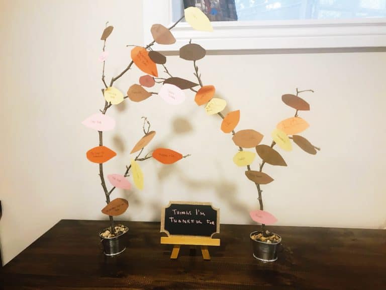 Gratitude Tree for Thanksgiving - Kids Crafts • Mindfulmazing.com